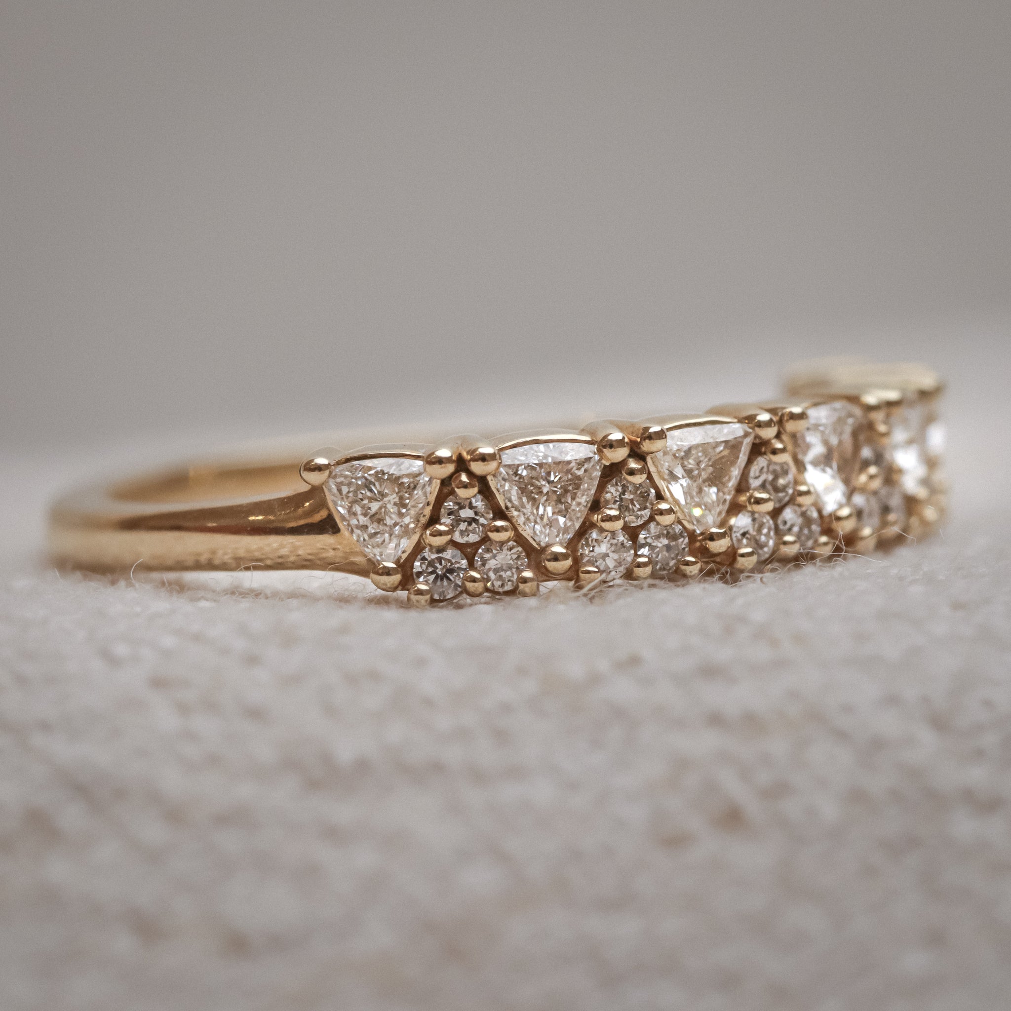 Trillion Band (Diamond) – Manna