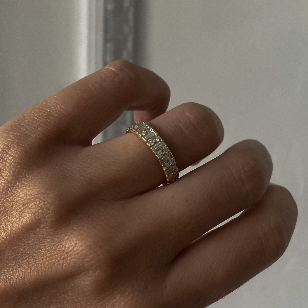 Sanctuary Diamond Band – Manna